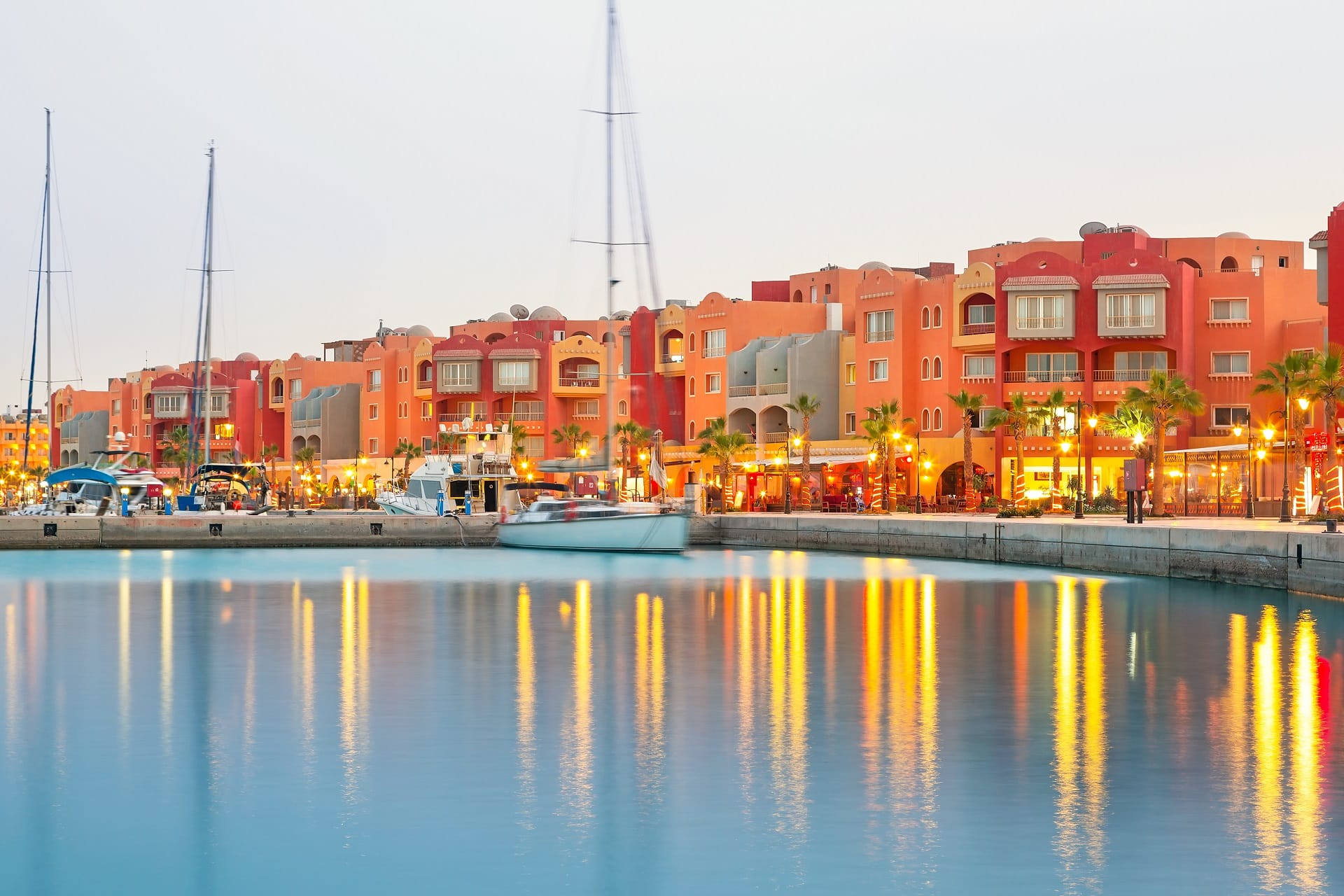 Why Every Tourist Must Visit Hurghada 4 Egypt’s Sunny Paradise ...